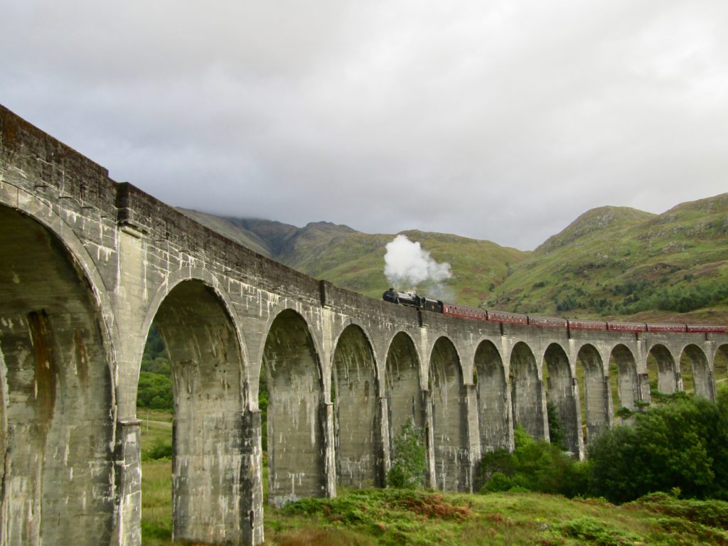 Seeing The Hogwarts Express At The Glenfinnan Viaduct In Scotland ...